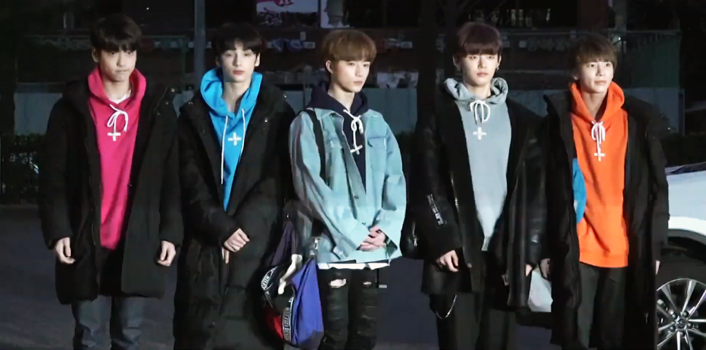 Tomorrow x Together, 'Loser Lover' choreography video released - Kbopping