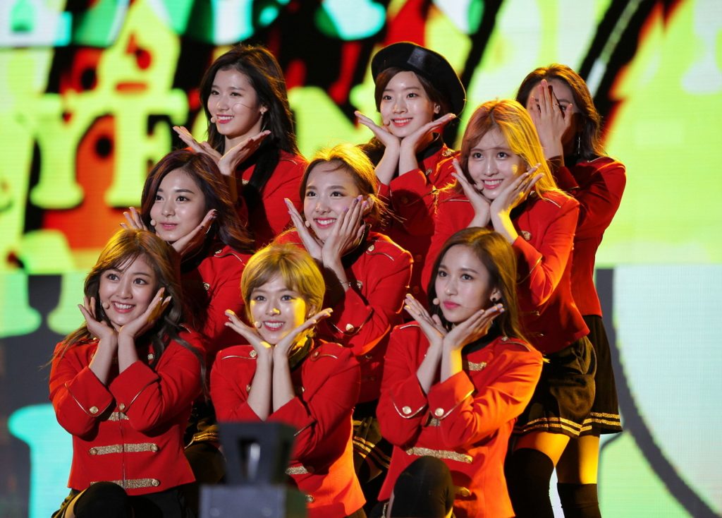 TWICE Japan's new album 'Perfect World' cover released... 9 elegant ...